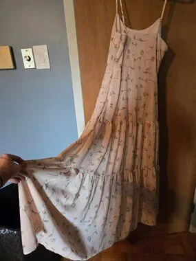 Suzie Shier | Dresses | Suzy Shier Peach Floral Tiered Maxi Dress Size ...